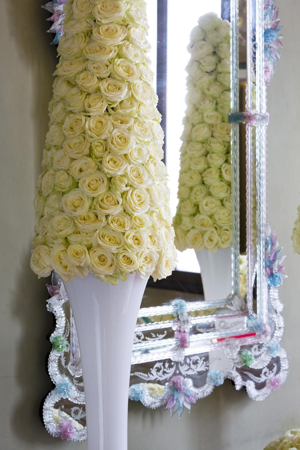 9 Best Wedding Floristry Images from a Celebrity Florist and Luxury ...